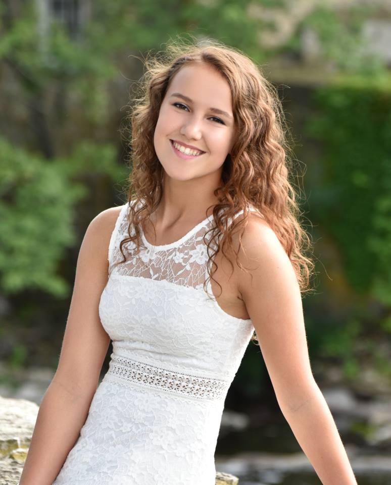 Meet the Artist: Allison Rowe – Act Out