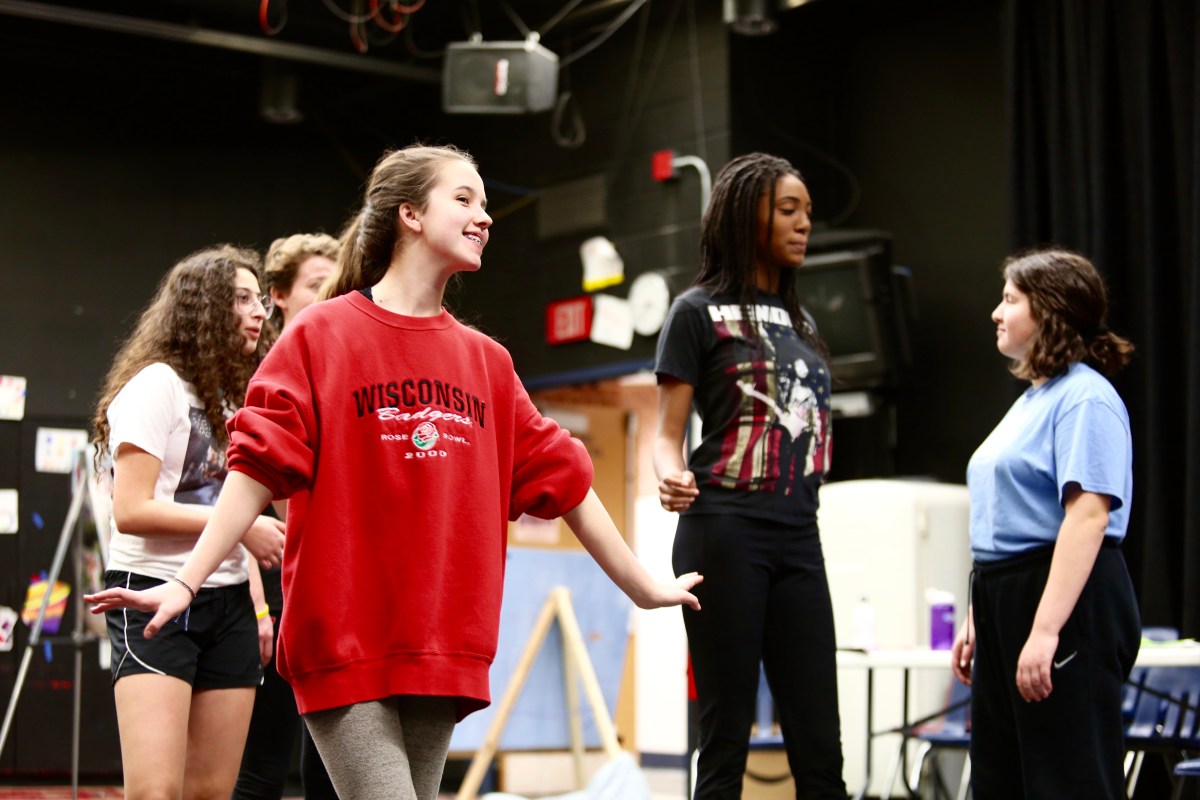 Meet the Artist: Julia Rowe – Act Out